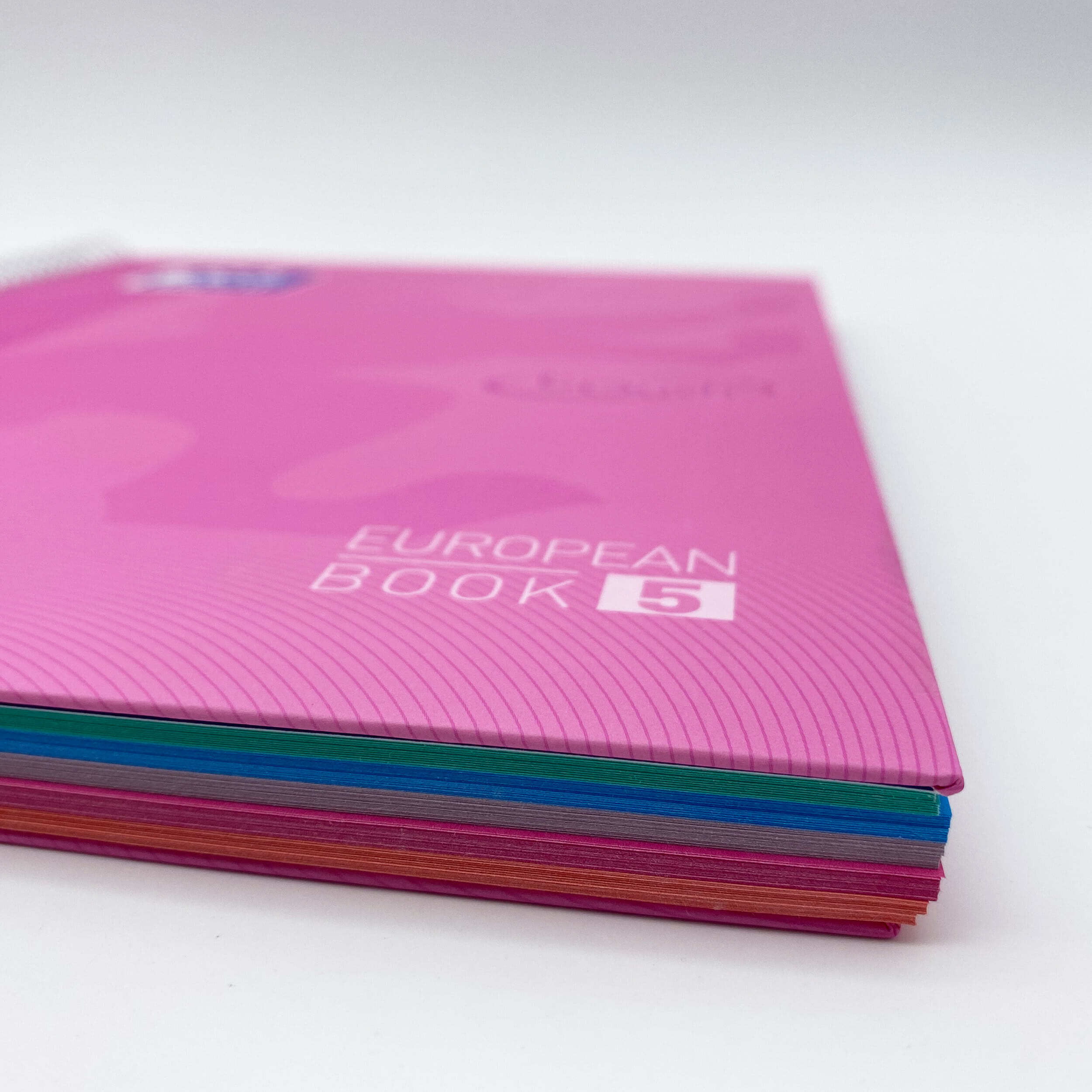 Oxford A4+ European Book 5 Hardcover Touch Geruit Fuchsia - Confetti Campus