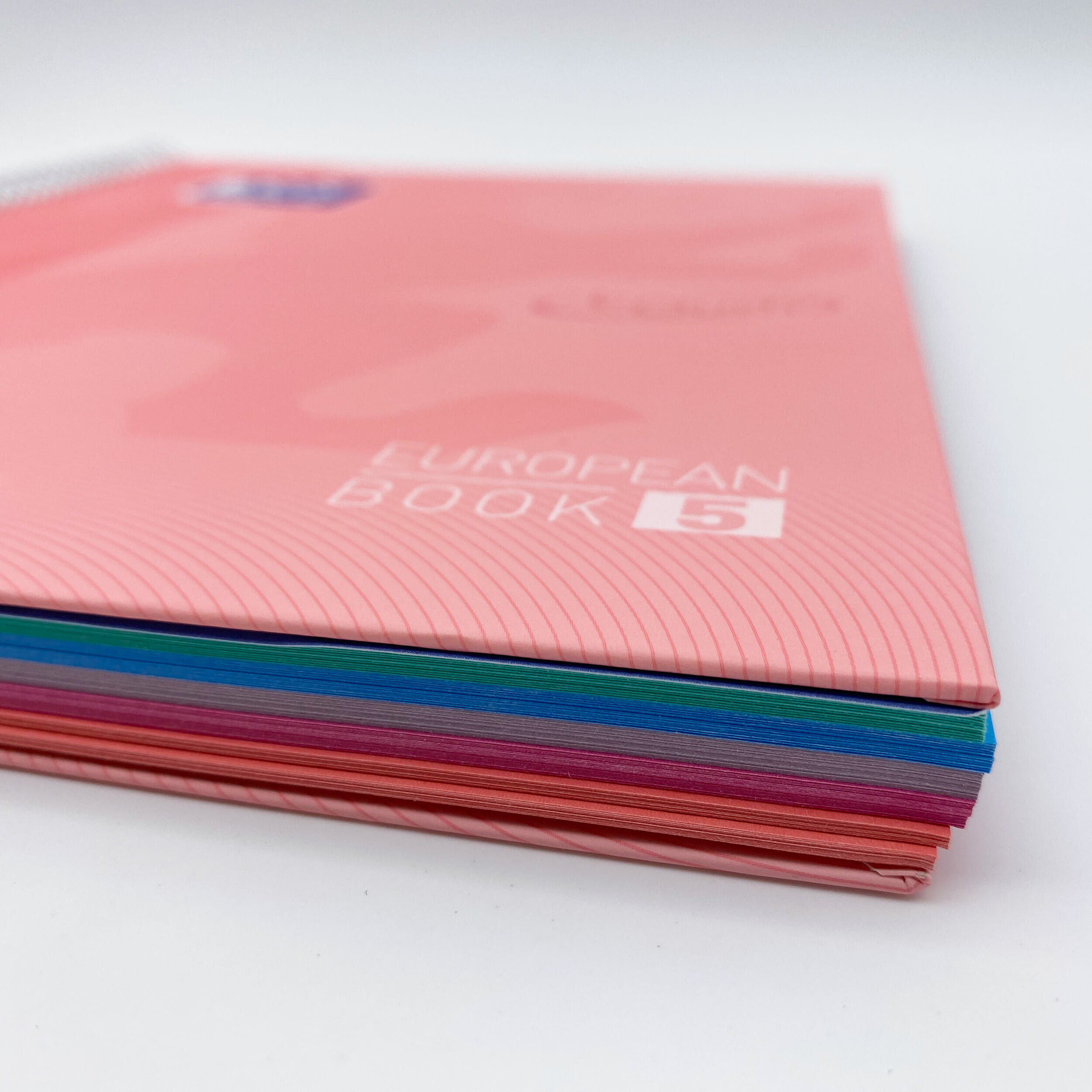 Oxford A4+ European Book 5 Hardcover Touch Gelinieerd Pastel Roze